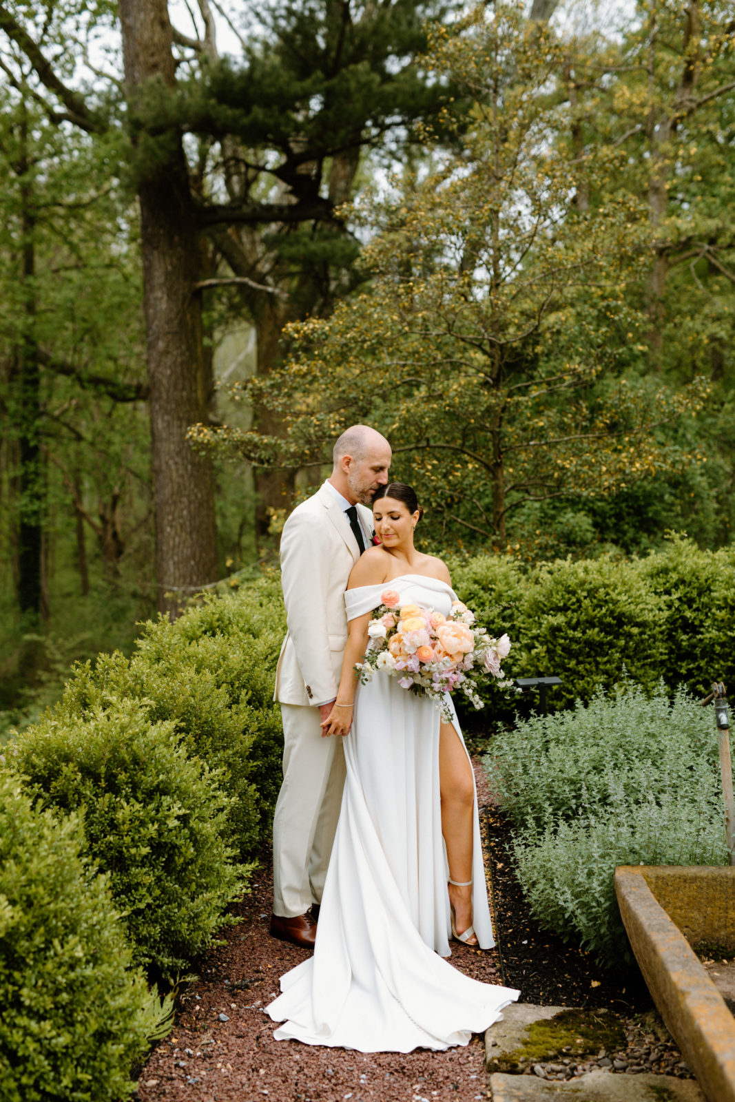 Danika & Zach | Elizabeth Furnace Garden Party Wedding - Ali & Paul Co ...